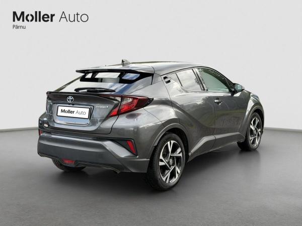 Toyota C-HR 2023 Pērnava vietnē Toyota C-HR 2023 Pērnava, ar dzinēja tilpumu 1.80 L un nobraukumu 62 tūkst. km par 24950 €, foto 5 vietnē AUTOMOTO.COM.LV