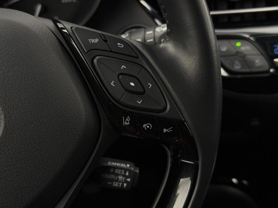 Toyota C-HR 2023 Pērnava, ar dzinēja tilpumu 1.80 L un nobraukumu 62 tūkst. km par 24950 €, foto 13 vietnē AUTOMOTO.COM.LV