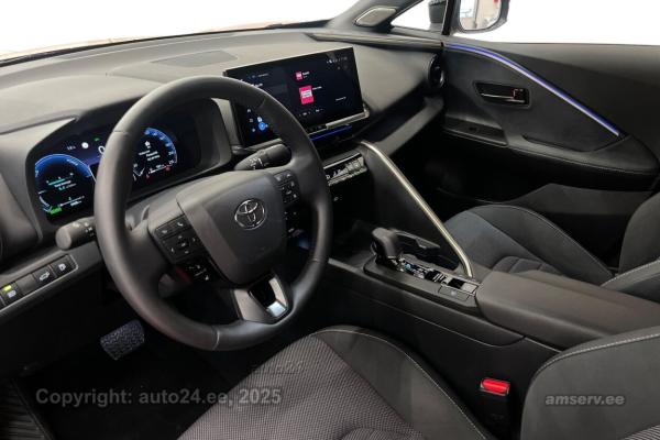 Toyota C-HR 2025 Pērnava, ar dzinēja tilpumu 1.80 L un nobraukumu 6 tūkst. km par 39500 €, foto 11 vietnē AUTOMOTO.COM.LV