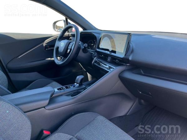 Toyota C-HR 2026 in Riga, with an engine capacity of 2.00 L and mileage of 10 thousand km for 42990 €, photo 6 on AUTOMOTO.COM.LV