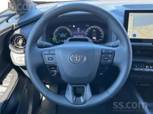 Toyota C-HR 2026 in Riga, with an engine capacity of 2.00 L and mileage of 10 thousand km for 42990 €, photo 13 on AUTOMOTO.COM.LV