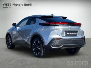 Toyota C-HR 2026 in Riga, with an engine capacity of 2.00 L and mileage of 10 thousand km for 42990 €, photo 26 on AUTOMOTO.COM.LV