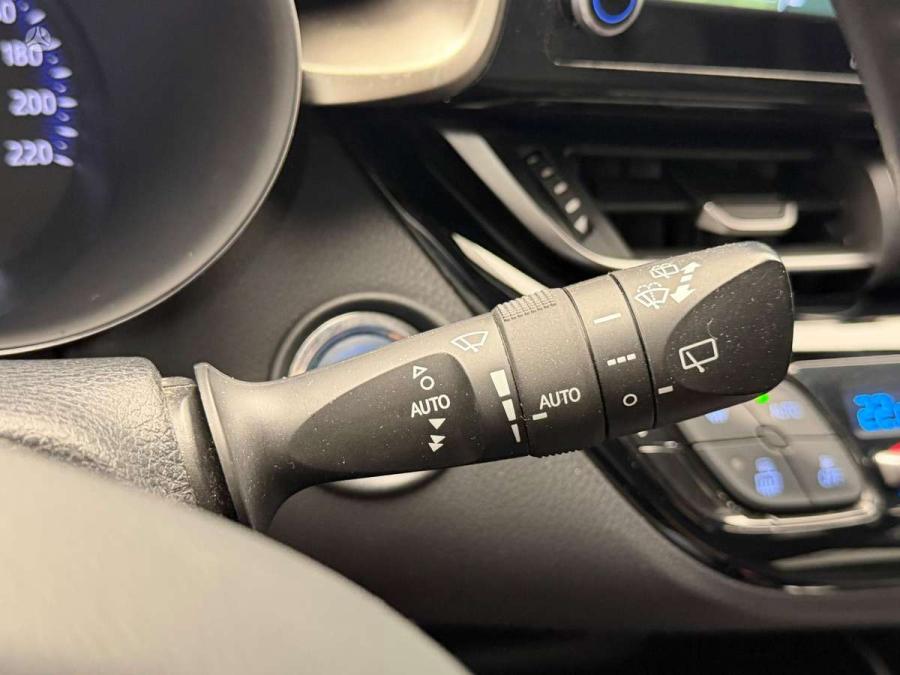 Оранжевый Тойота C-HR 2019 в Паневежис, объемом двигателя 1.99 л и пробегом 87 тыс. км за 21790 €, фото 24 на AUTOMOTO.COM.LV