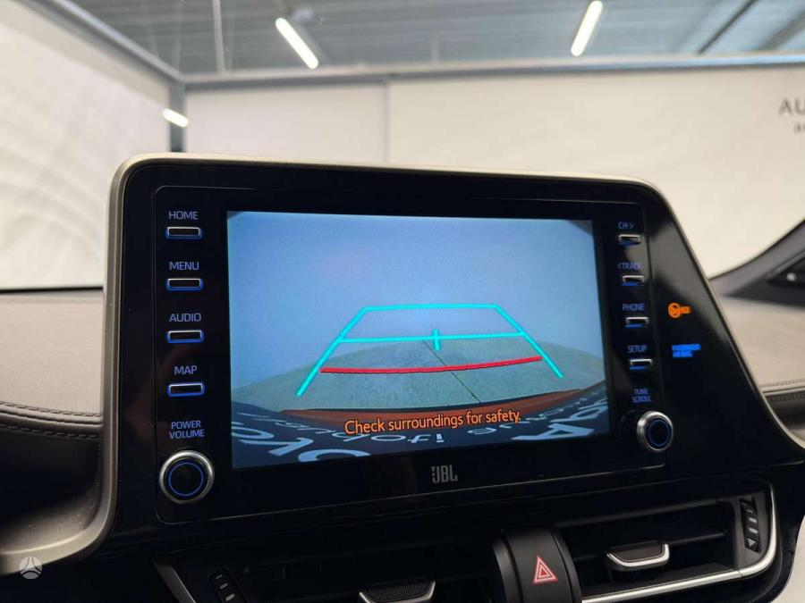 Оранжевый Тойота C-HR 2019 в Паневежис, объемом двигателя 1.99 л и пробегом 87 тыс. км за 21790 €, фото 31 на AUTOMOTO.COM.LV