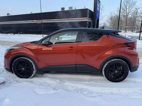 Oranžs Toyota C-HR 2020 Kauņa, ar dzinēja tilpumu 1.99 L un nobraukumu 58 tūkst. km par 22950 €, foto 10 vietnē AUTOMOTO.COM.LV