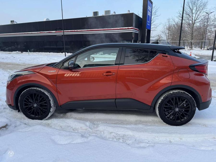 Oranžs Toyota C-HR 2020 Kauņa, ar dzinēja tilpumu 1.99 L un nobraukumu 58 tūkst. km par 22950 €, foto 10 vietnē AUTOMOTO.COM.LV