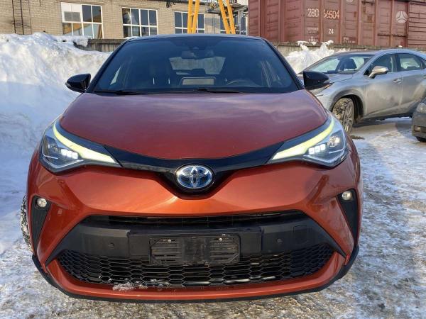 Оранжевый Тойота C-HR 2020 в Вильнюс, объемом двигателя 1.99 л и пробегом 142 тыс. км за 19900 €, фото 4 на AUTOMOTO.COM.LV