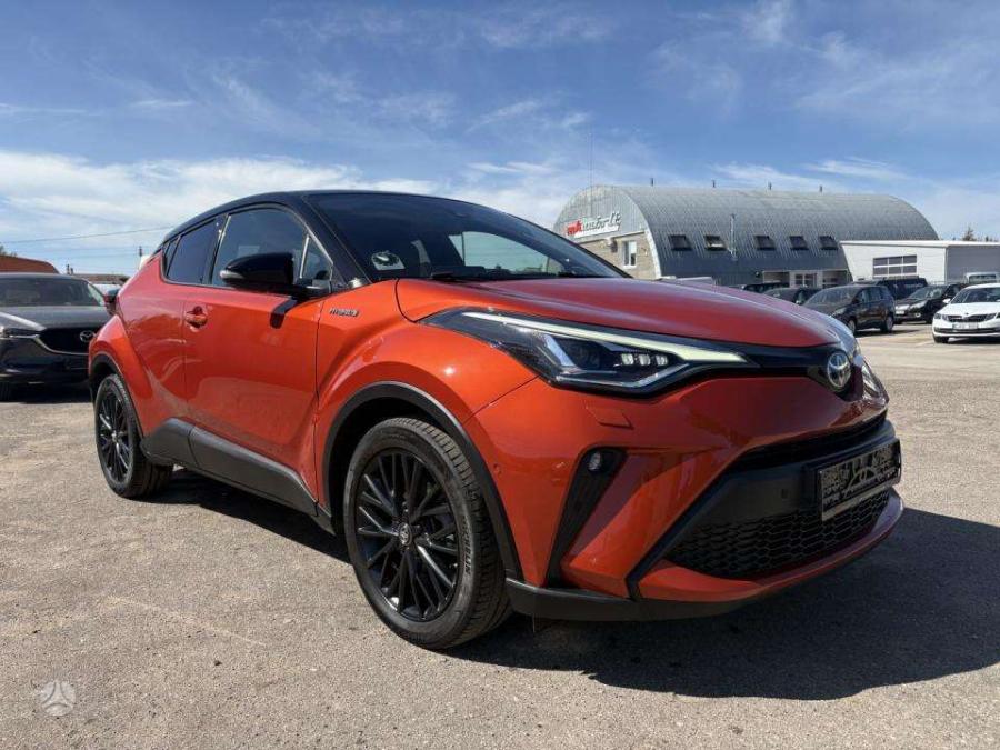 Оранжевый Тойота C-HR 2020 в Радвилишкис, объемом двигателя 1.99 л и пробегом 62 тыс. км за 21350 €, фото 3 на AUTOMOTO.COM.LV