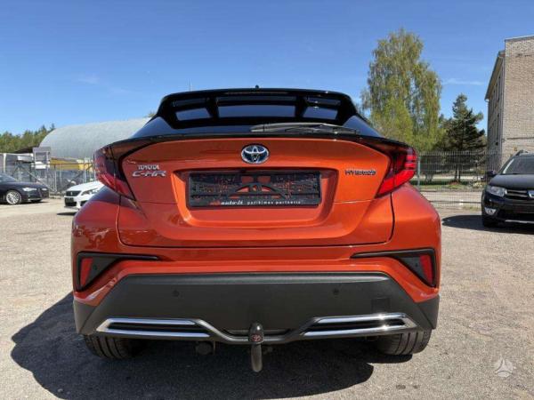 Oranžs Toyota C-HR 2020 Radviliškis, ar dzinēja tilpumu 1.99 L un nobraukumu 62 tūkst. km par 21350 €, foto 6 vietnē AUTOMOTO.COM.LV