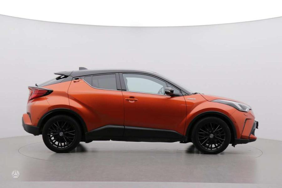 Оранжевый Тойота C-HR 2020 в Вильнюс, объемом двигателя 1.99 л и пробегом 63 тыс. км за 25900 €, фото 18 на AUTOMOTO.COM.LV