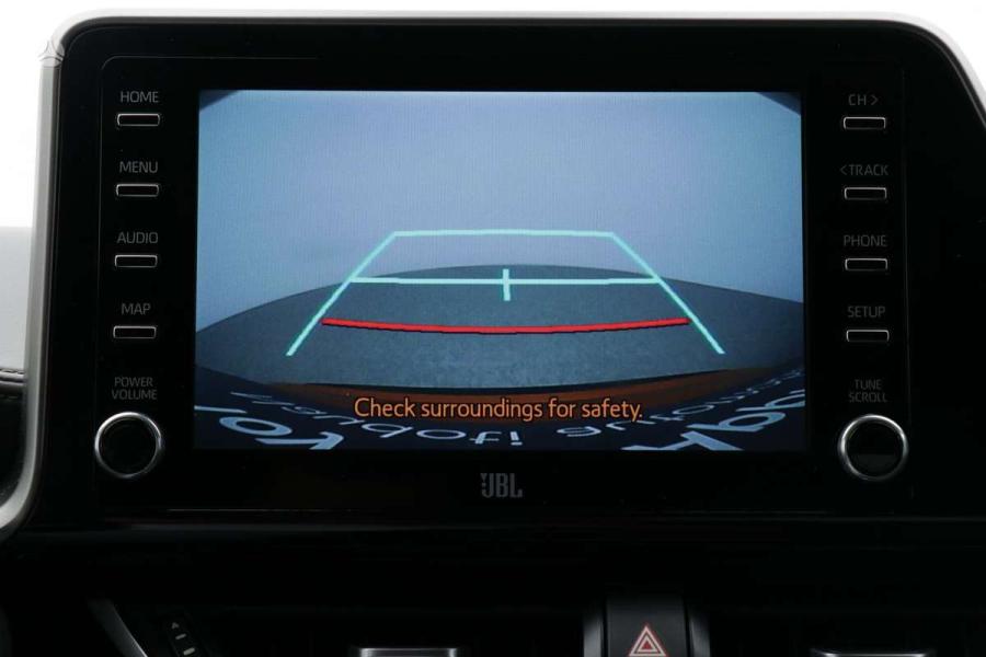 Оранжевый Тойота C-HR 2020 в Вильнюс, объемом двигателя 1.99 л и пробегом 63 тыс. км за 25900 €, фото 24 на AUTOMOTO.COM.LV