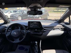 Orange Toyota C-HR 2020 in Radviliskis, with an engine capacity of 1.99 L and mileage of 62 thousand km for 20950 €, photo 12 on AUTOMOTO.COM.LV