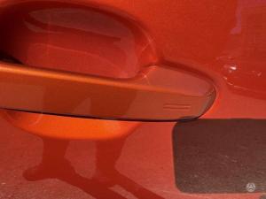 Orange Toyota C-HR 2020 in Radviliskis, with an engine capacity of 1.99 L and mileage of 62 thousand km for 20950 €, photo 17 on AUTOMOTO.COM.LV