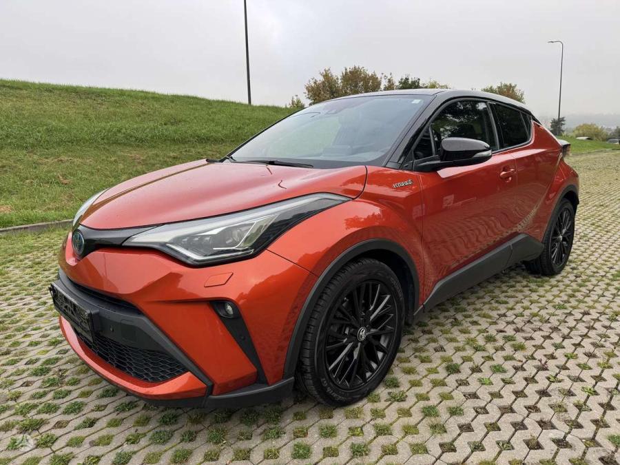 Oranžs Toyota C-HR 2020 Kauņa, ar dzinēja tilpumu 1.99 L un nobraukumu 201 tūkst. km par 19950 €, foto 3 vietnē AUTOMOTO.COM.LV