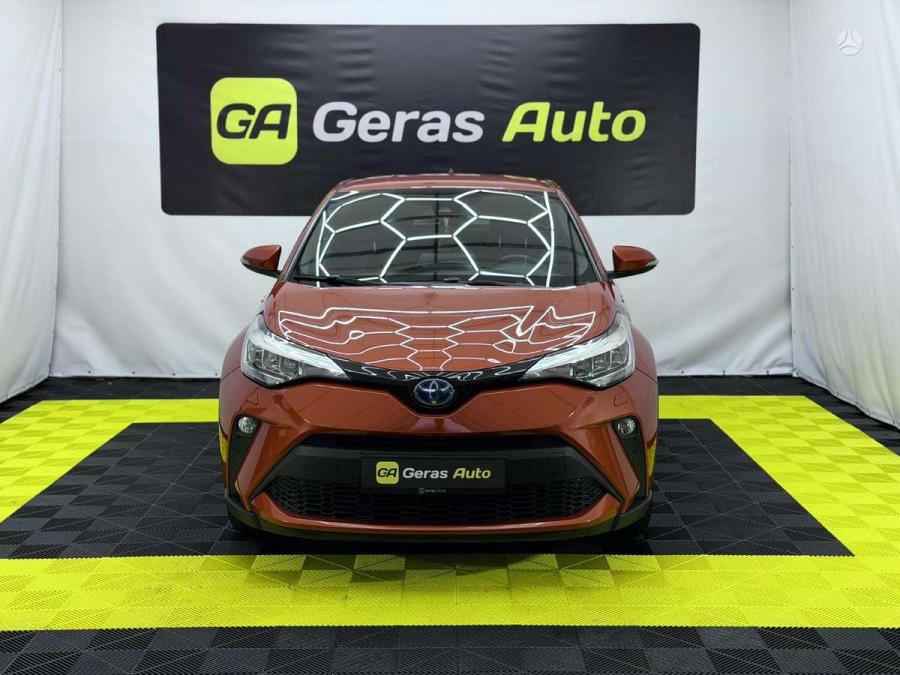 Oranžs Toyota C-HR 2021 Viļņa, ar dzinēja tilpumu 1.80 L un nobraukumu 126 tūkst. km par 23490 €, foto 7 vietnē AUTOMOTO.COM.LV