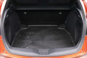 Orange Toyota C-HR 2021 in Vilnius, with an engine capacity of 1.80 L and mileage of 126 thousand km for 21900 €, photo 12 on AUTOMOTO.COM.LV