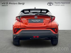 Оранжевый Тойота C-HR 2021 в Рига, объемом двигателя 1.80 л и пробегом 54 тыс. км за 23990 €, фото 5 на AUTOMOTO.COM.LV