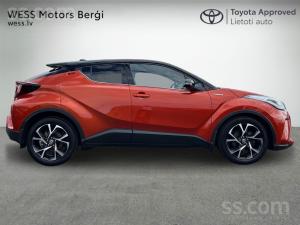 Оранжевый Тойота C-HR 2021 в Рига, объемом двигателя 1.80 л и пробегом 54 тыс. км за 23990 €, фото 25 на AUTOMOTO.COM.LV
