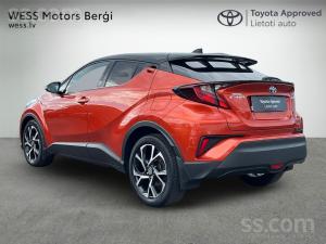 Оранжевый Тойота C-HR 2021 в Рига, объемом двигателя 1.80 л и пробегом 54 тыс. км за 23990 €, фото 26 на AUTOMOTO.COM.LV