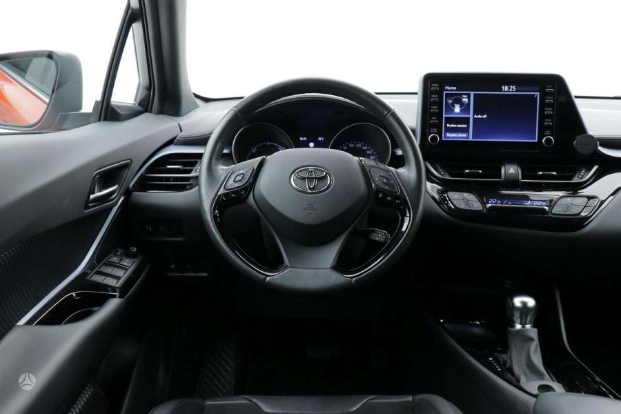 Oranžs Toyota C-HR 2021 Viļņa, ar dzinēja tilpumu 1.80 L un nobraukumu 28 tūkst. km par 24900 €, foto 9 vietnē AUTOMOTO.COM.LV