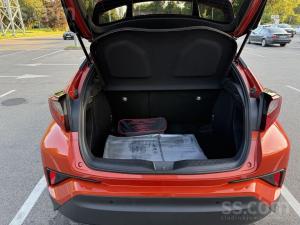 Оранжевый Тойота C-HR 2021 в Рига, объемом двигателя 1.80 л и пробегом 33 тыс. км за 20800 €, фото 8 на AUTOMOTO.COM.LV