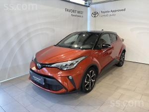 Orange Toyota C-HR 2021 in Ventspils, with an engine capacity of 1.80 L and mileage of 86 thousand km for 20990 €, photo  on AUTOMOTO.COM.LV