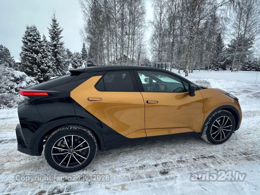 Оранжевый Тойота C-HR 2025 в Таллин, объемом двигателя 2.00 л и пробегом 7 тыс. км за 39500 €, фото 13 на AUTOMOTO.COM.LV