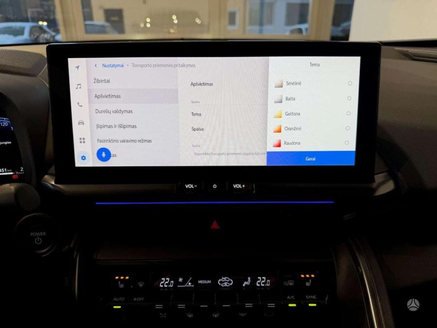 Orange Toyota C-HR 2025 in Siauliai, with an engine capacity of 1.80 L and mileage of 6 thousand km for 38900 €, photo 25 on AUTOMOTO.COM.LV