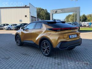 Оранжевый Тойота C-HR 2025 в Лиепая, объемом двигателя 1.80 л и пробегом 21 тыс. км за 36200 €, фото 4 на AUTOMOTO.COM.LV