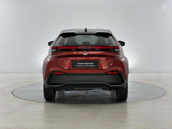 Оранжевый Тойота C-HR 2025 в Вильнюс, объемом двигателя 1.99 л и пробегом 13 тыс. км за 38900 €, фото 4 на AUTOMOTO.COM.LV