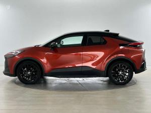Оранжевый Тойота C-HR 2025 в Вильнюс, объемом двигателя 1.99 л и пробегом 13 тыс. км за 38900 €, фото 4 на AUTOMOTO.COM.LV
