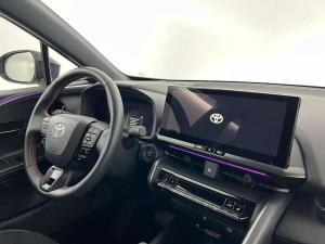 Оранжевый Тойота C-HR 2025 в Вильнюс, объемом двигателя 1.99 л и пробегом 13 тыс. км за 38900 €, фото 15 на AUTOMOTO.COM.LV