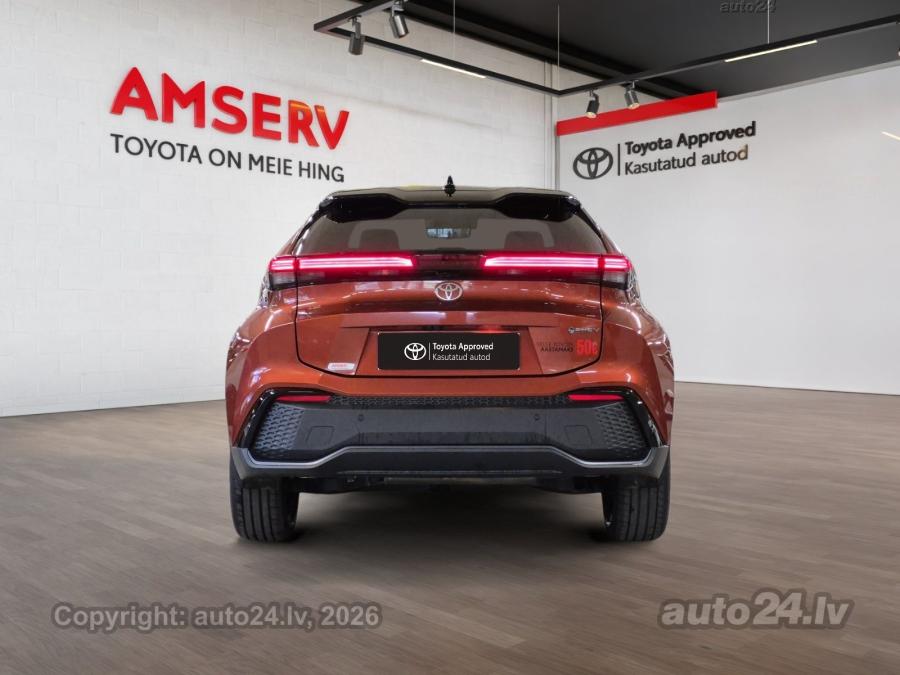 Orange Toyota C-HR 2025 in Tallinn, with an engine capacity of 2.00 L and mileage of 14 thousand km for 40990 €, photo 5 on AUTOMOTO.COM.LV