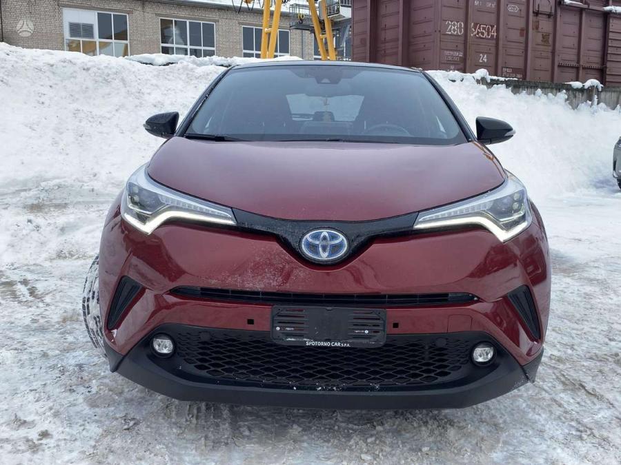 Sarkans Toyota C-HR 2017 Viļņa, ar dzinēja tilpumu 1.80 L un nobraukumu 180 tūkst. km par 15500 €, foto 4 vietnē AUTOMOTO.COM.LV