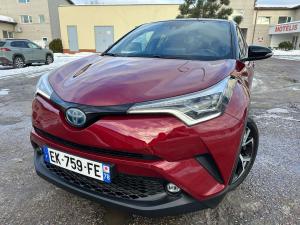 Red Toyota C-HR 2017 in Vilnius, with an engine capacity of 1.80 L and mileage of 254 thousand km for 13900 €, photo 2 on AUTOMOTO.COM.LV