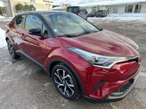 Red Toyota C-HR 2017 in Vilnius, with an engine capacity of 1.80 L and mileage of 254 thousand km for 13900 €, photo 11 on AUTOMOTO.COM.LV