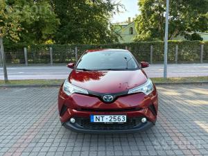 Sarkans Toyota C-HR 2017 Ventspils, ar dzinēja tilpumu 1.80 L un nobraukumu 120 tūkst. km par 15490 €, foto 3 vietnē AUTOMOTO.COM.LV