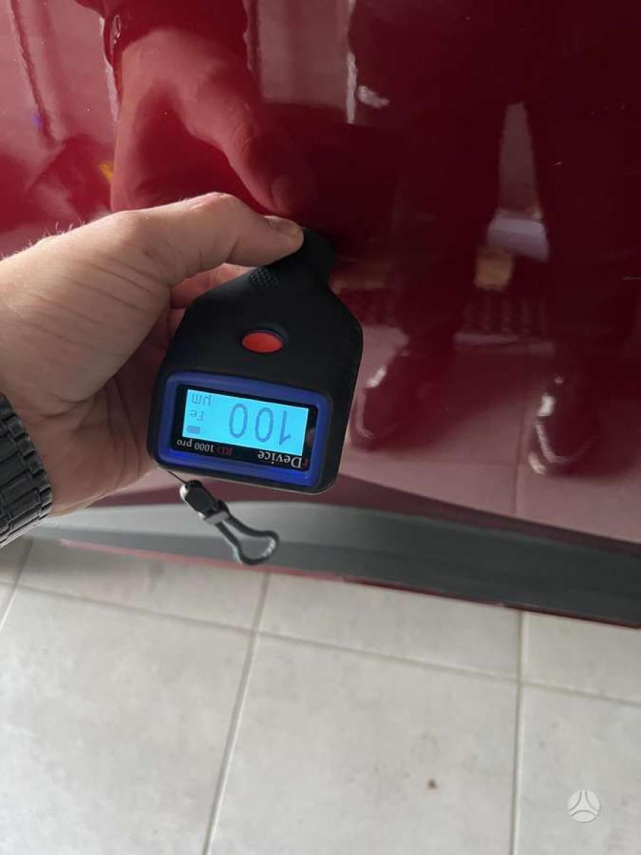 Red Toyota C-HR 2018 in Kaunas, with an engine capacity of 1.80 L and mileage of 163 thousand km for 16750 €, photo 23 on AUTOMOTO.COM.LV