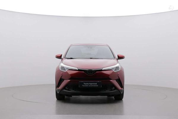 Красный Тойота C-HR 2018 в Вильнюс, объемом двигателя 1.20 л и пробегом 98 тыс. км за 16900 €, фото 6 на AUTOMOTO.COM.LV