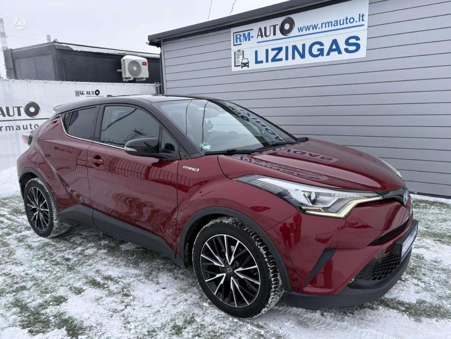 Sarkans Toyota C-HR 2018 Panevēža, ar dzinēja tilpumu 1.80 L un nobraukumu 232 tūkst. km par 13900 €, foto 4 vietnē AUTOMOTO.COM.LV