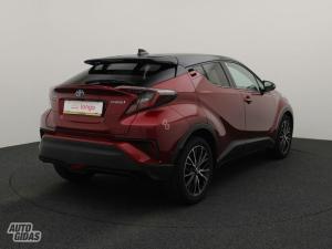 Красный Тойота C-HR 2018 в Вильнюс, объемом двигателя 1.80 л и пробегом 210 тыс. км за 15699 €, фото 8 на AUTOMOTO.COM.LV