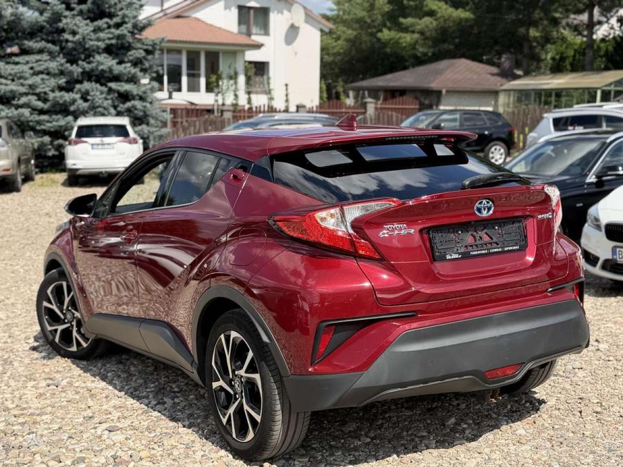Sarkans Toyota C-HR 2018 Utena, ar dzinēja tilpumu 1.80 L un nobraukumu 200 tūkst. km par 13990 €, foto 5 vietnē AUTOMOTO.COM.LV