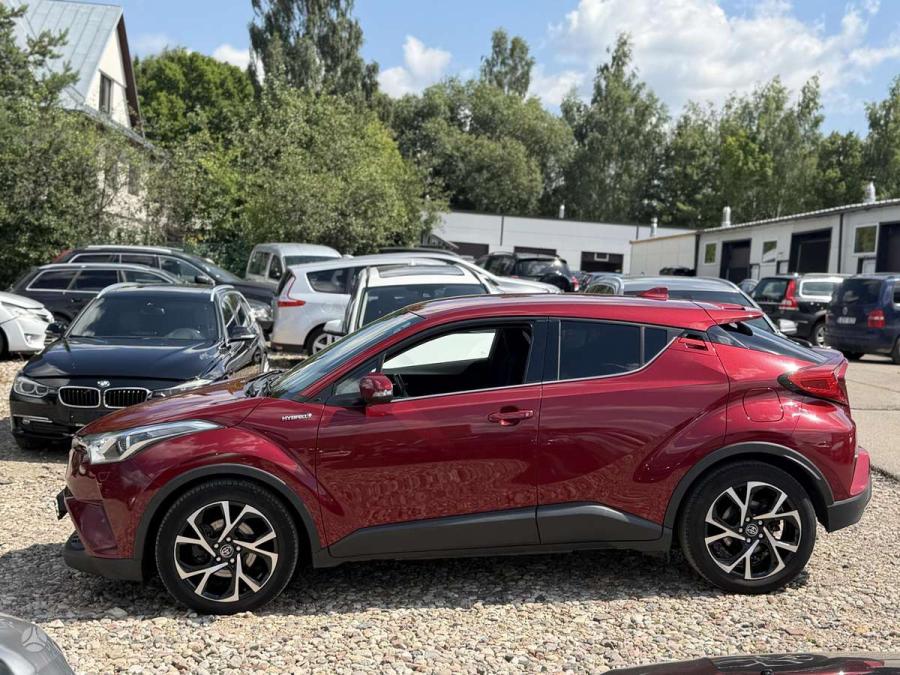 Sarkans Toyota C-HR 2018 Utena, ar dzinēja tilpumu 1.80 L un nobraukumu 200 tūkst. km par 13990 €, foto 6 vietnē AUTOMOTO.COM.LV