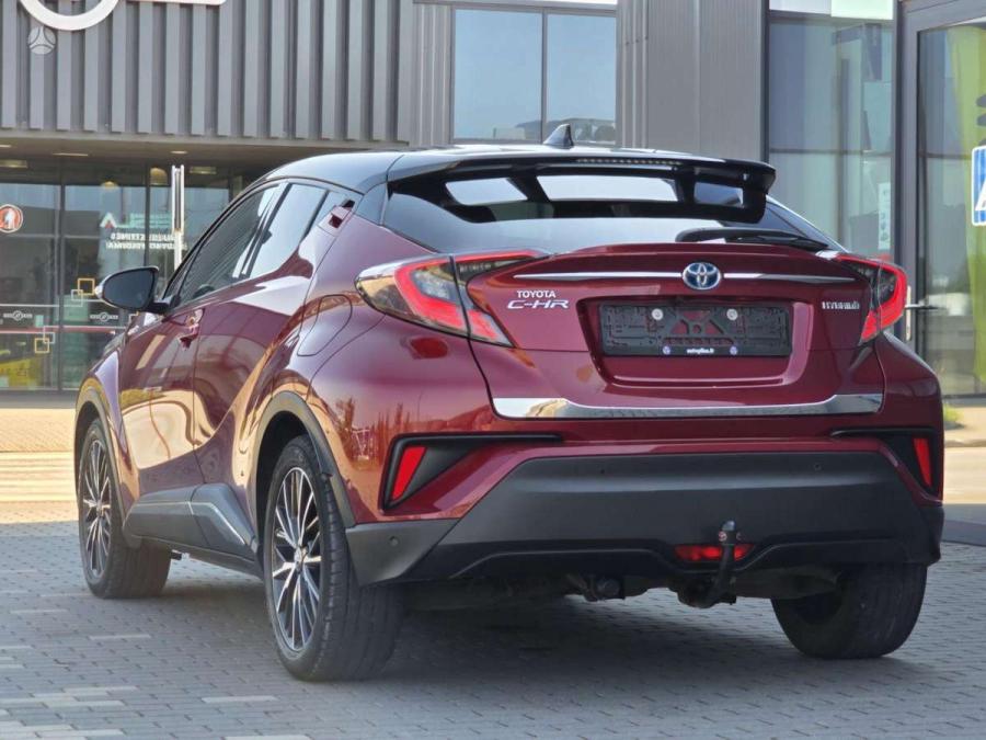 Sarkans Toyota C-HR 2018 Šauļi, ar dzinēja tilpumu 1.80 L un nobraukumu 154 tūkst. km par 17400 €, foto 11 vietnē AUTOMOTO.COM.LV