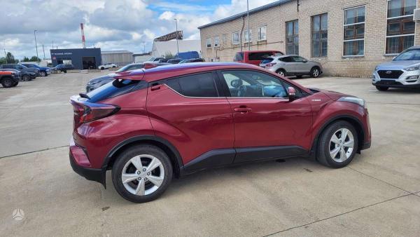Sarkans Toyota C-HR 2018 Šauļi, ar dzinēja tilpumu 1.80 L un nobraukumu 207 tūkst. km par 14700 €, foto 9 vietnē AUTOMOTO.COM.LV