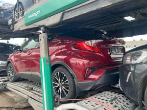 Sarkans Toyota C-HR 2018 Utena, ar dzinēja tilpumu 1.80 L un nobraukumu 197 tūkst. km par 14150 €, foto 3 vietnē AUTOMOTO.COM.LV