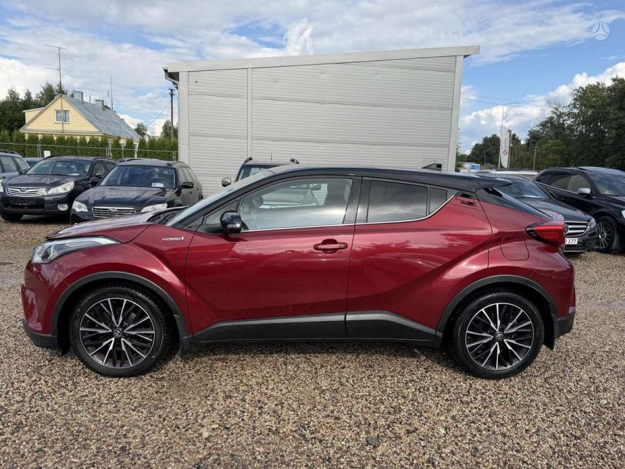 Sarkans Toyota C-HR 2018 Utena, ar dzinēja tilpumu 1.80 L un nobraukumu 197 tūkst. km par 14150 €, foto 7 vietnē AUTOMOTO.COM.LV