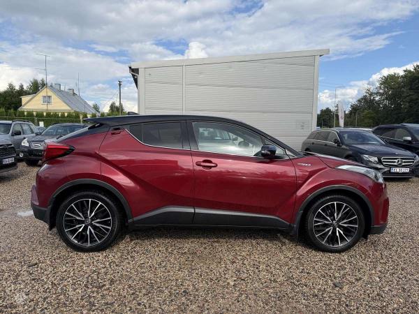 Sarkans Toyota C-HR 2018 Utena, ar dzinēja tilpumu 1.80 L un nobraukumu 197 tūkst. km par 14150 €, foto 7 vietnē AUTOMOTO.COM.LV