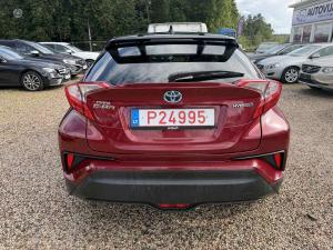 Sarkans Toyota C-HR 2018 Utena, ar dzinēja tilpumu 1.80 L un nobraukumu 197 tūkst. km par 14150 €, foto 9 vietnē AUTOMOTO.COM.LV