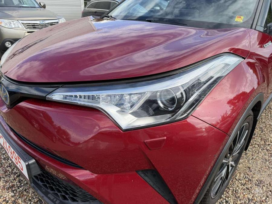 Sarkans Toyota C-HR 2018 Utena, ar dzinēja tilpumu 1.80 L un nobraukumu 197 tūkst. km par 14150 €, foto 12 vietnē AUTOMOTO.COM.LV